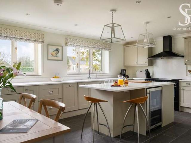 4 Bedroom Property
