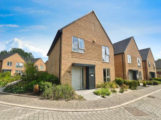 4 Bedroom Property