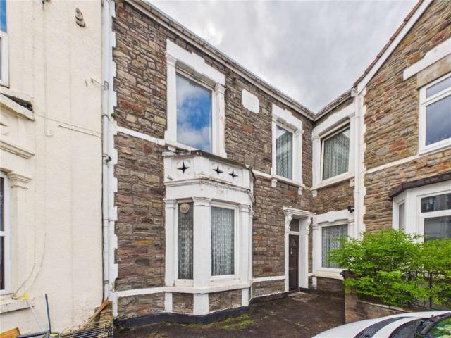 4 Bedroom Property