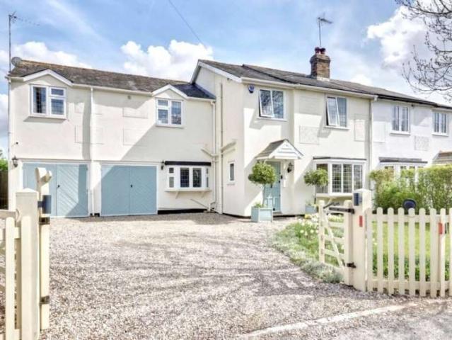 4 Bedroom Property