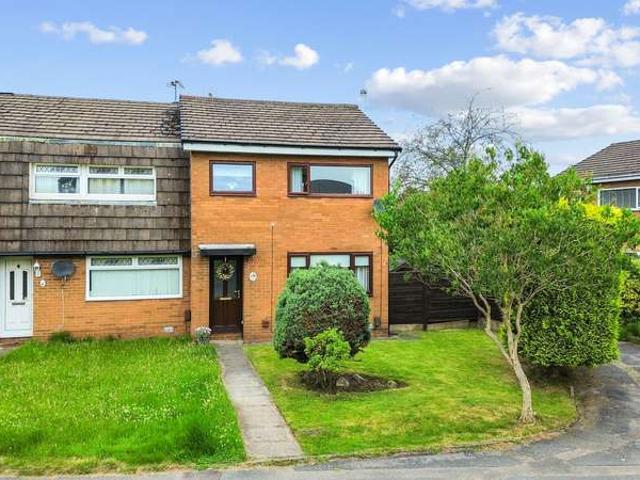 4 Bedroom Property