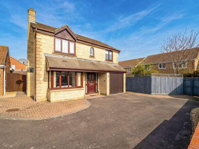 4 Bedroom Property