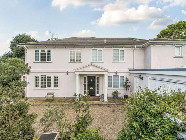 4 Bedroom Property