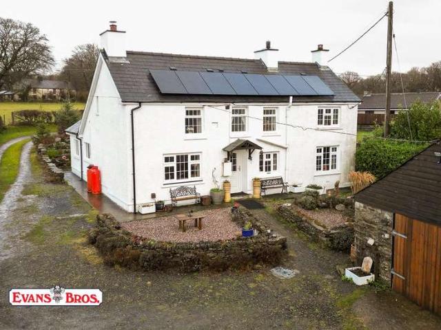 4 Bedroom Property