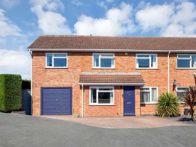 4 Bedroom Property