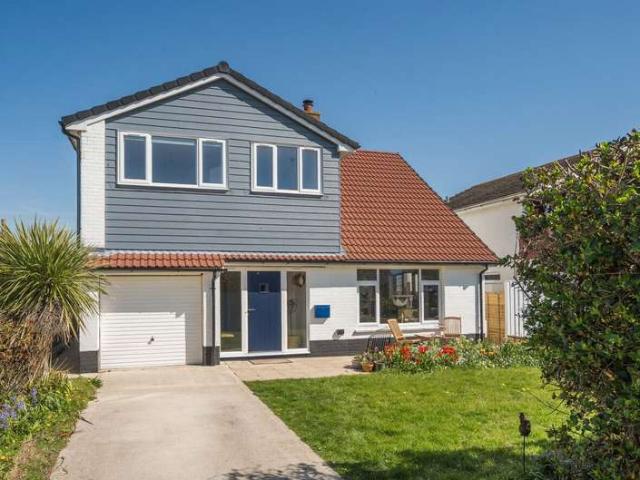 4 Bedroom Property