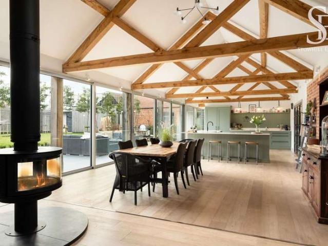 4 Bedroom Property