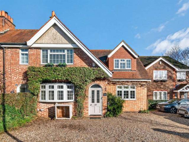 4 Bedroom Property