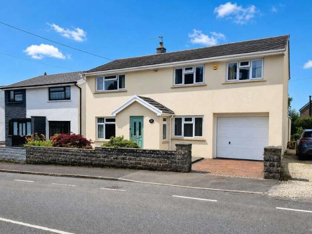 4 Bedroom Property