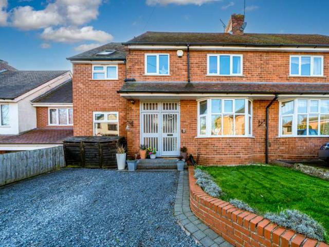 4 Bedroom Property