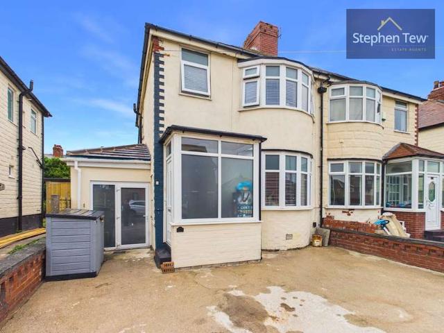 4 Bedroom Property