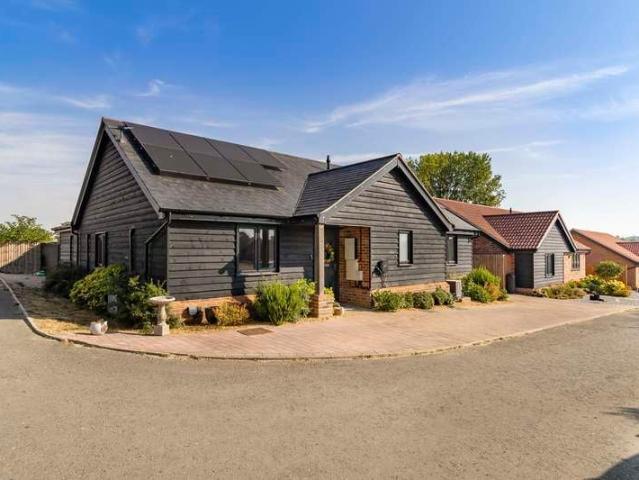4 Bedroom Property