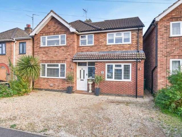 4 Bedroom Property