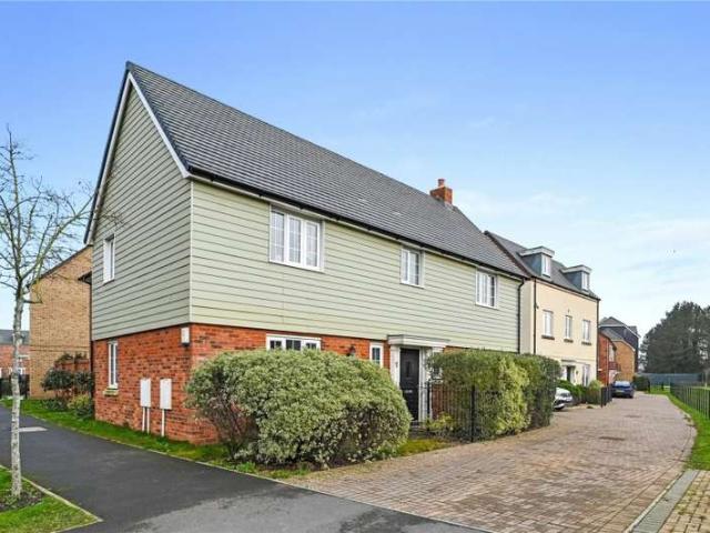 4 Bedroom Property