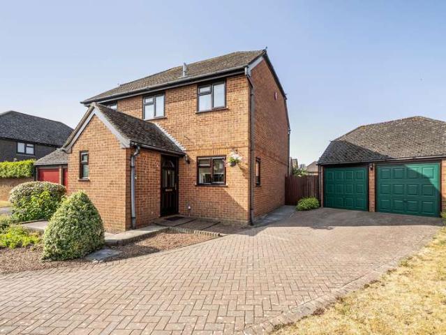4 Bedroom Property