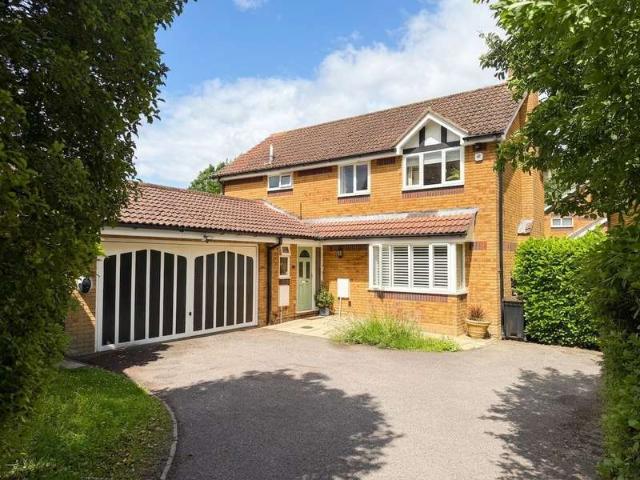 4 Bedroom Property