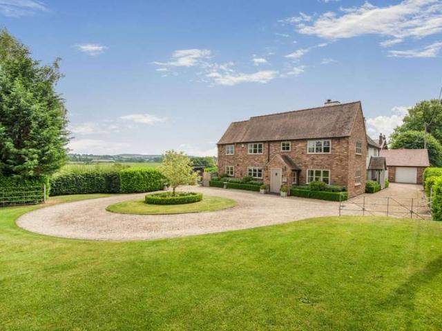 4 Bedroom Property