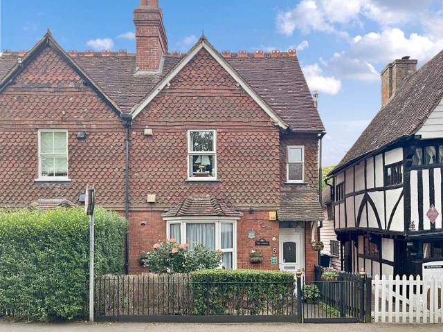 4 Bedroom Property