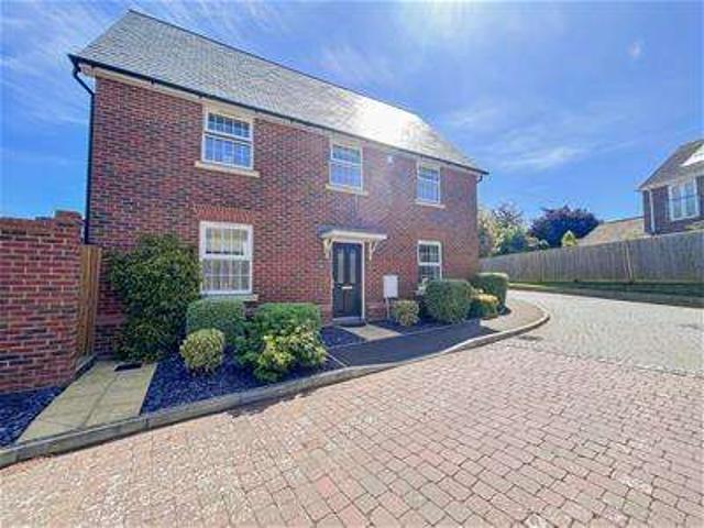 4 Bedroom Detached House
