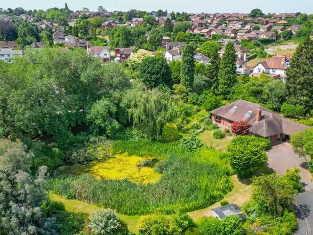 4 Bedroom Property