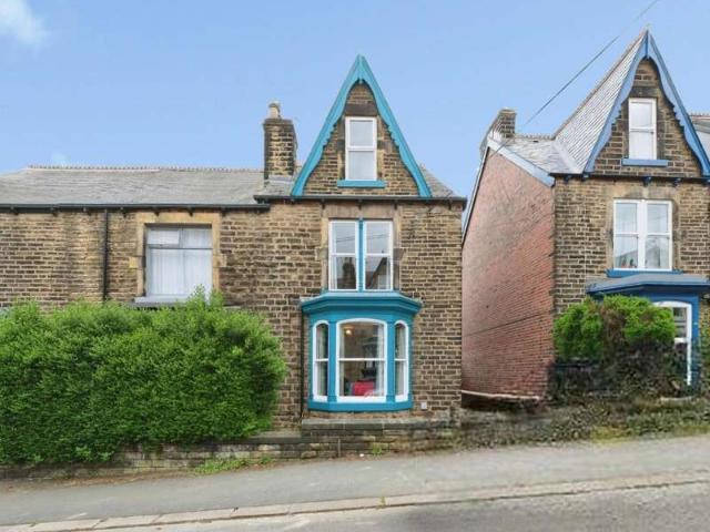 4 Bedroom Property