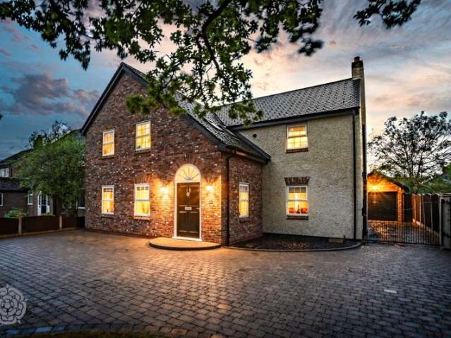 4 Bedroom Property