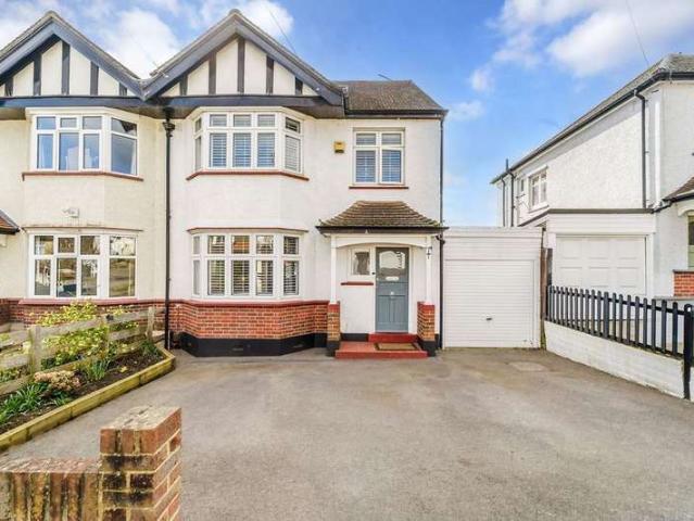 4 Bedroom Property