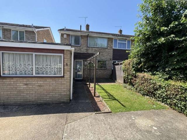 4 Bedroom Property