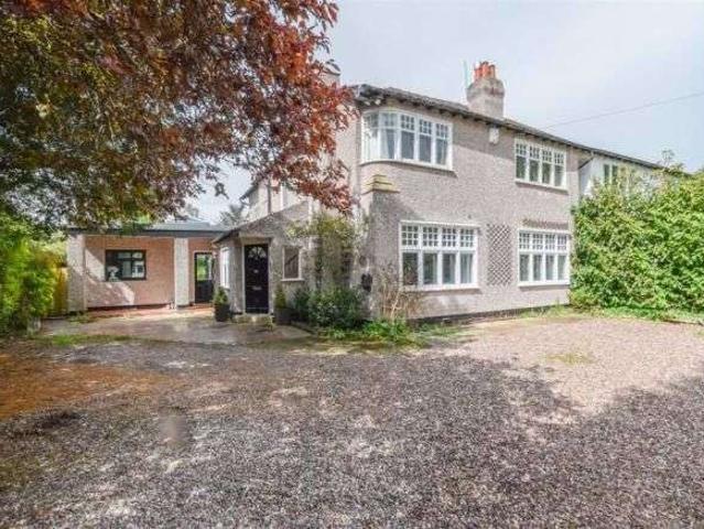 4 Bedroom Property