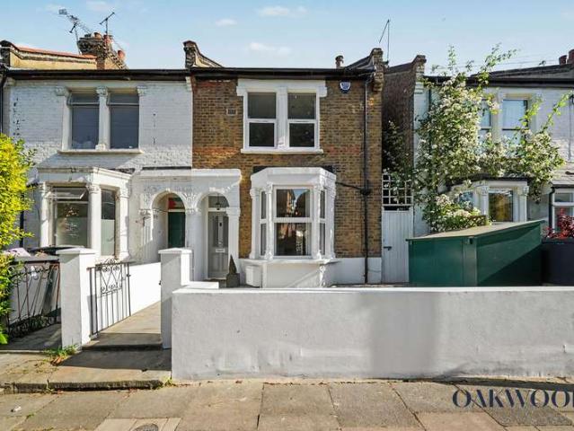 4 Bedroom Property