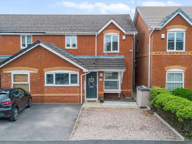4 Bedroom Property