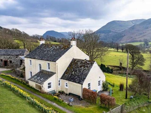 4 Bedroom Property