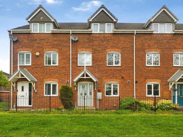 4 Bedroom Property