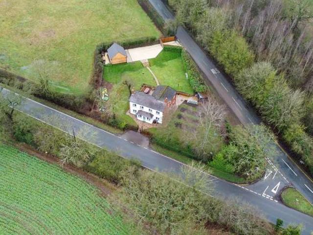 4 Bedroom Property