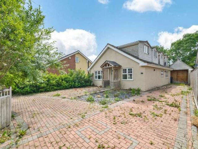 4 Bedroom Property