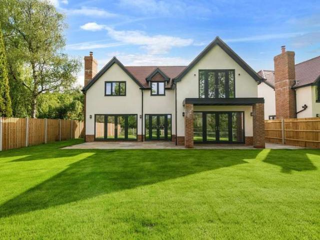 4 Bedroom Property