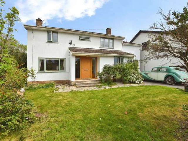 4 Bedroom Property
