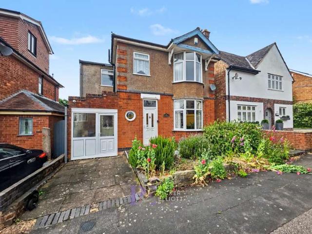 4 Bedroom Property