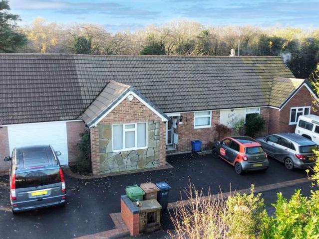 4 Bedroom Property