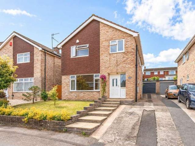 4 Bedroom Property