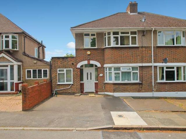4 Bedroom Property