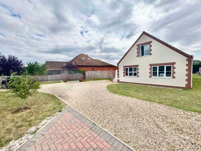 4 Bedroom Property