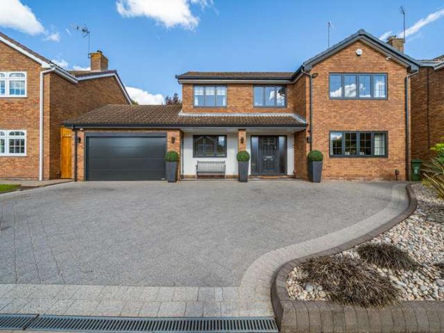 4 Bedroom Property
