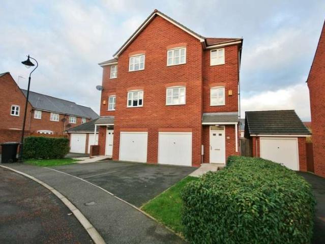 4 Bedroom Property
