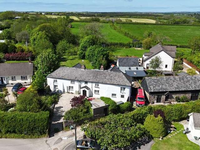 4 Bedroom Property