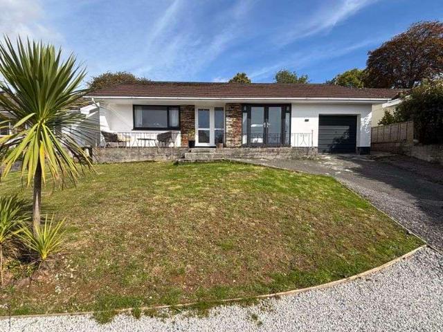 4 Bedroom Property