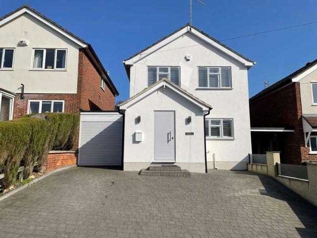 4 Bedroom Property