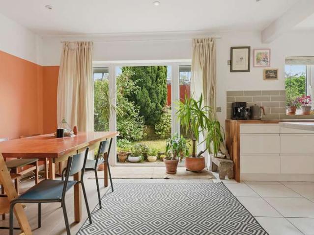 4 Bedroom Property