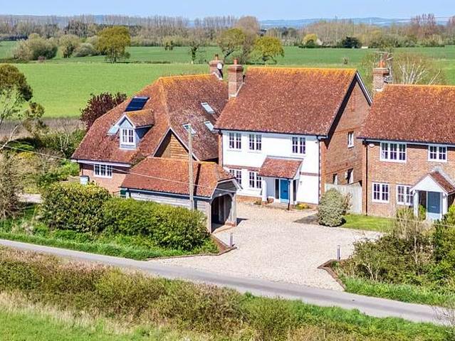 4 Bedroom Property
