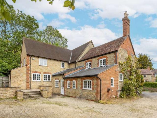 4 Bedroom Property